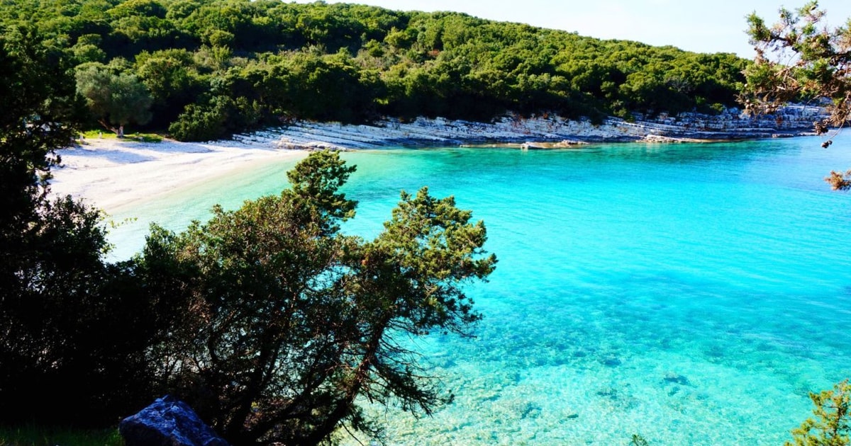 Argostolio: Melissani Lake, Myrtos Beach, and Fiscardo Tour ...
