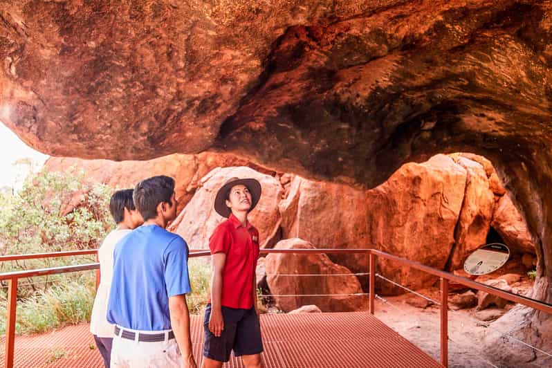 Uluru: Sacred Sites Tour + Sparkling at Sunset & BBQ Dinner | GetYourGuide