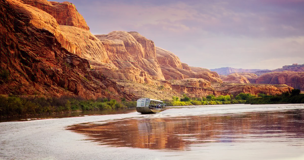 Moab: Colorado River Sunset Boat Tour with Optional Dinner | GetYourGuide