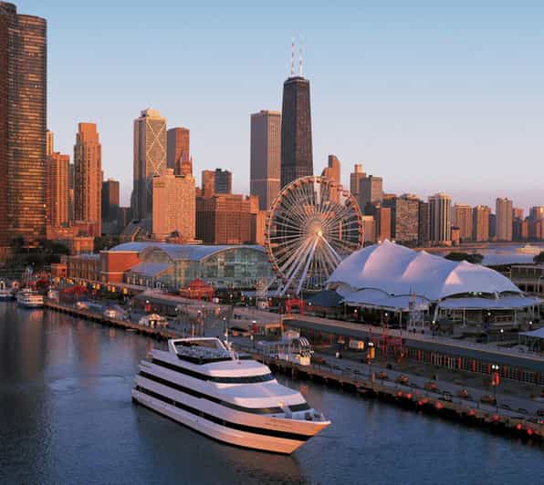 Chicago: crucero turístico por el lago Michigan con comida gourmet ...