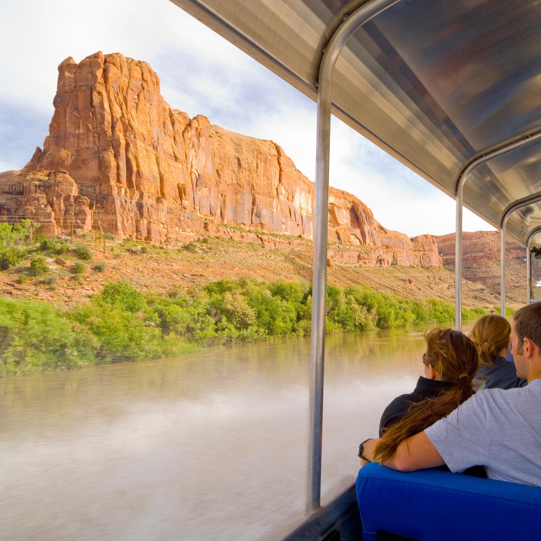 Moab: 1-Hour Express Jet Boat Tour on Colorado River | GetYourGuide