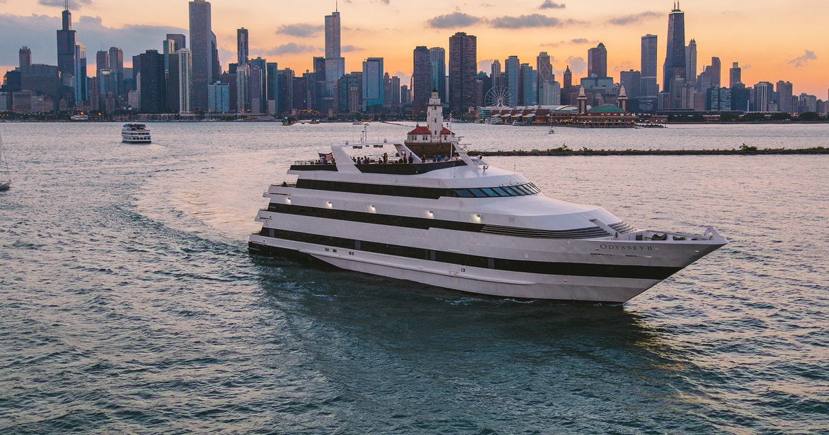 🛳️ The BEST Lake Michigan Cruises & Boat Tours in Chicago (2026) No ...