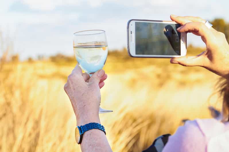 Uluru: Sacred Sites Tour + Sparkling at Sunset & BBQ Dinner | GetYourGuide