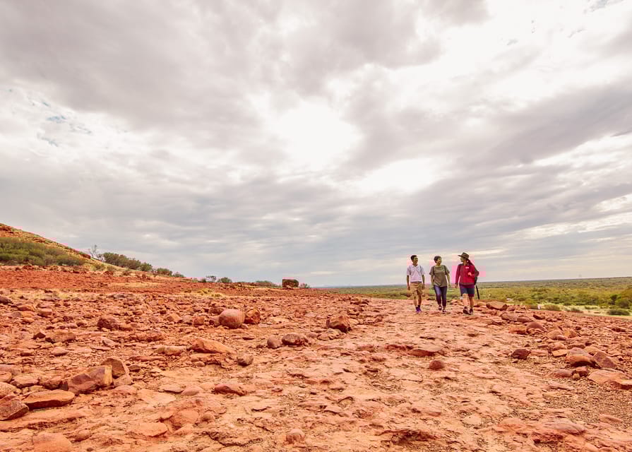 Yulara: Uluru Sunrise and Kata Tjuta Day Trip by Bus | GetYourGuide