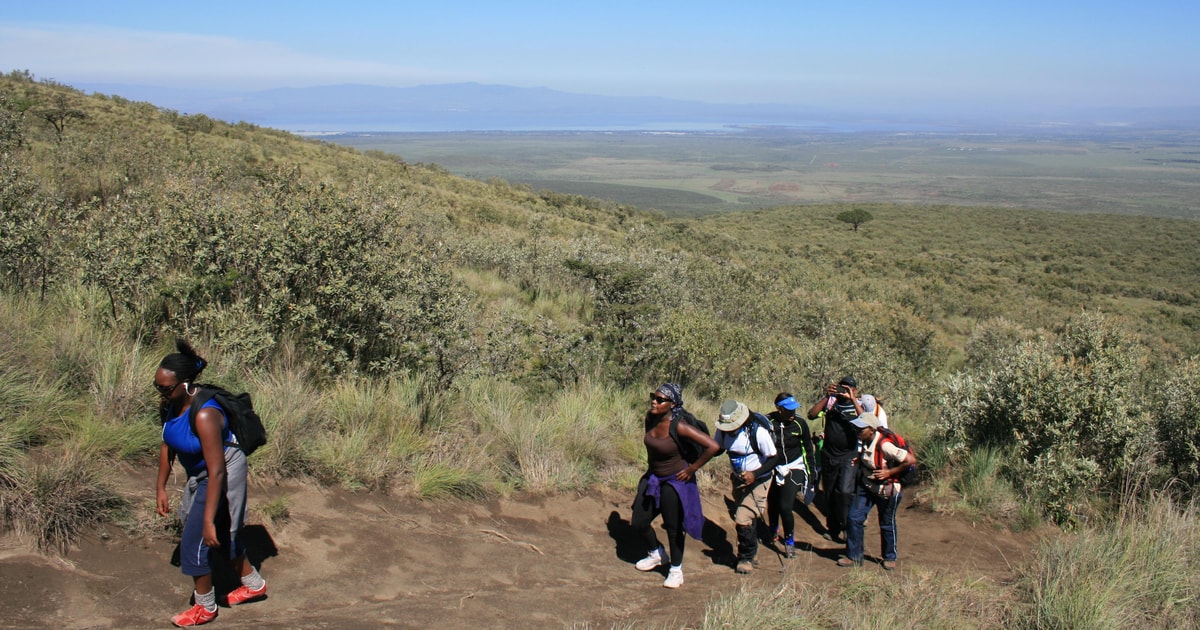 Vanuit Nairobi: Hele dag wandelen bij Mount Longonot | GetYourGuide