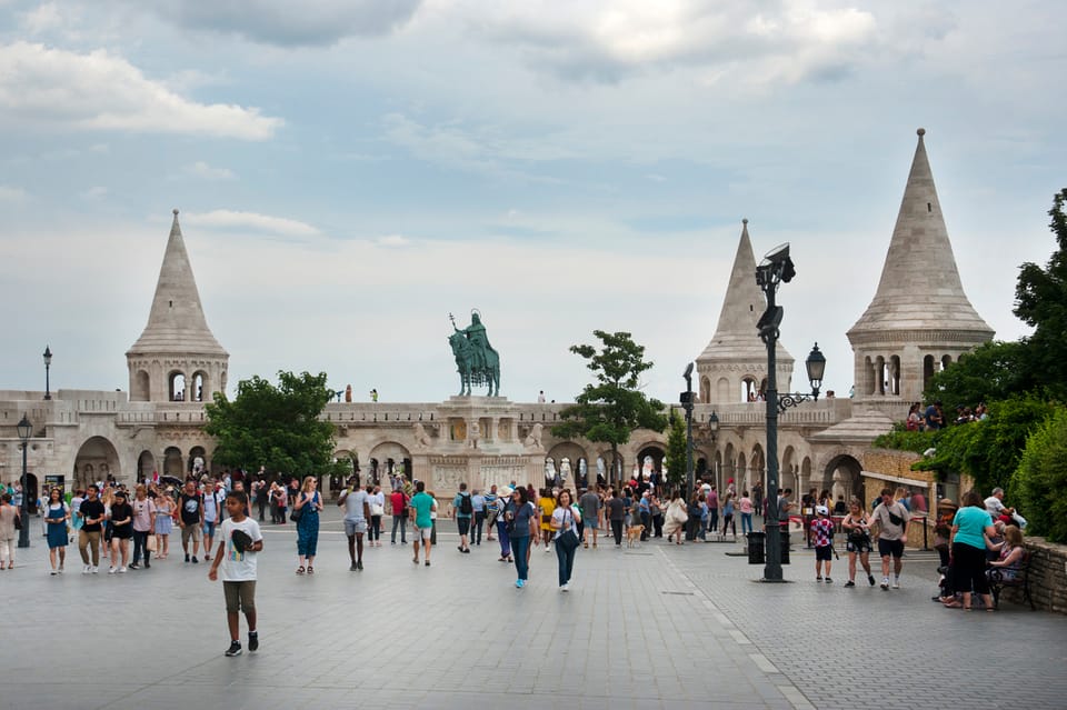 Budapest: Multilingual Highlights Tour | GetYourGuide