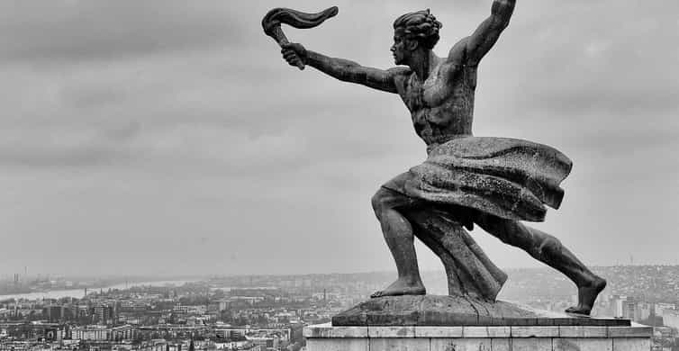 Szent Gellért Square, Budapest - Book Tickets & Tours | GetYourGuide