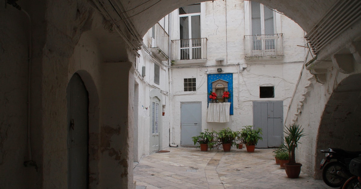 Bari: passeio a pé guiado | GetYourGuide