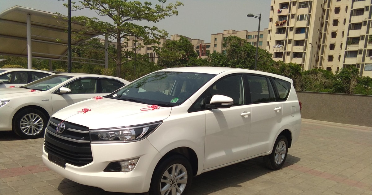 Delhi van/naar Jaipur: Enkele reis stadstransfer | GetYourGuide