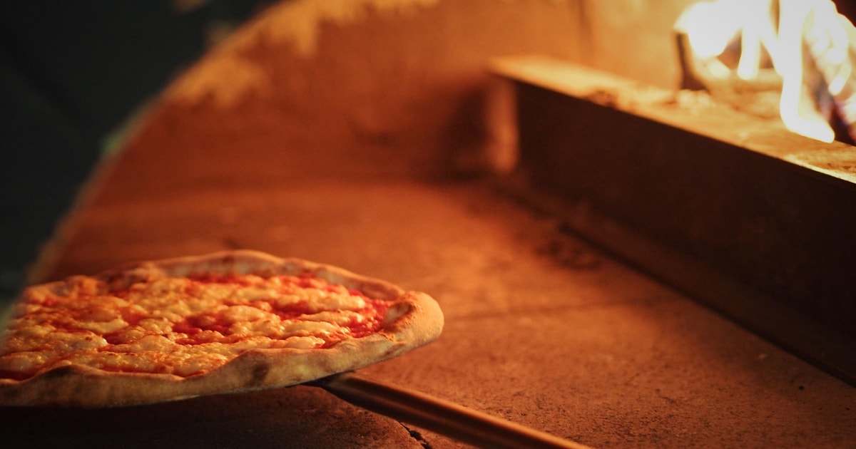 PIZZA LESSON DELUXE from Naples | GetYourGuide