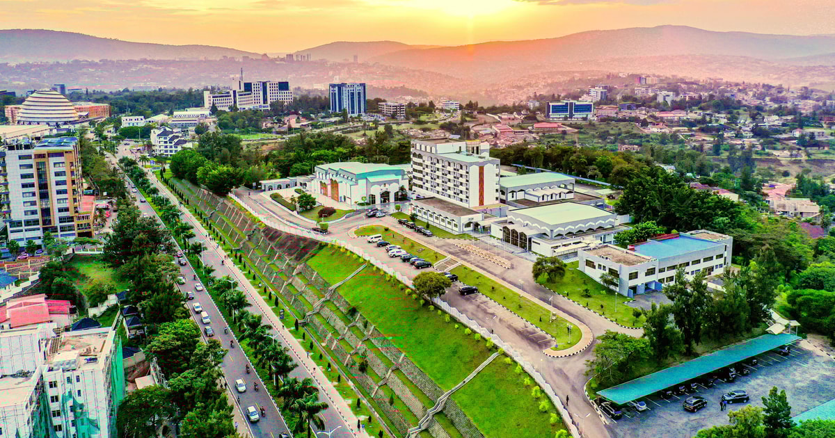 Explore a agitada capital de Ruanda, a cidade de Kigali | GetYourGuide