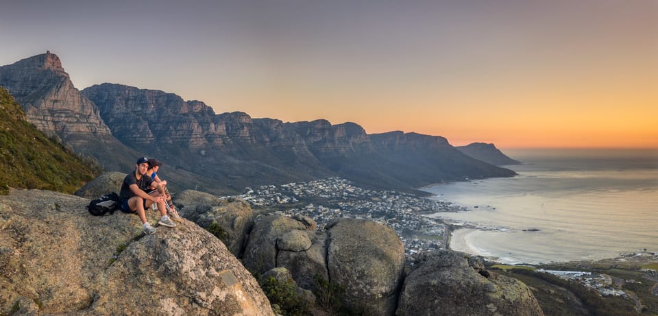 Cape Town: Lion's Head Sunrise or Sunset Hike | GetYourGuide