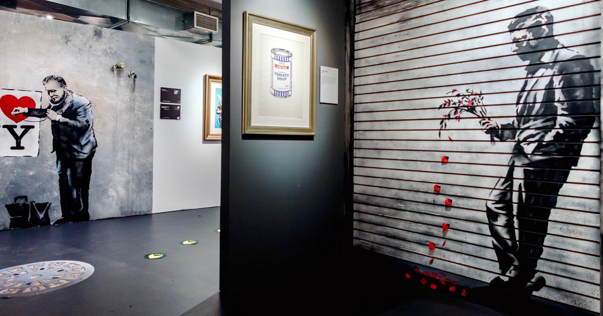 New York City: Entrébilletten til Banksy-museet | GetYourGuide