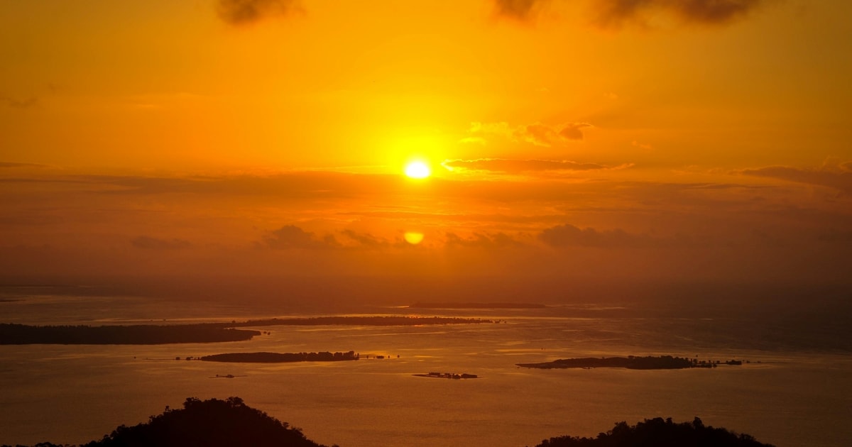 Puerto Princesa: Private Sunrise Trek at Mt. Magarwak | GetYourGuide
