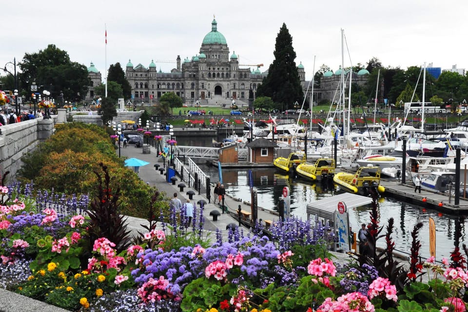 From Vancouver: Victoria Tour by Helicopter and Seaplane | GetYourGuide