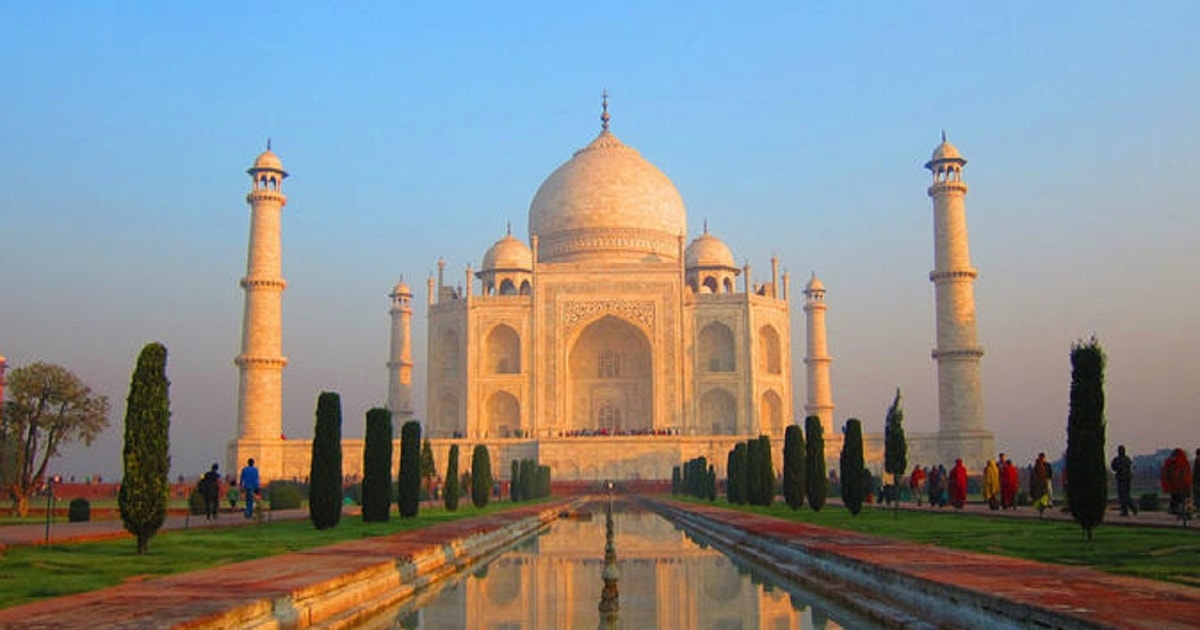 Full-Day Tour of Agra with Sunrise & Sunset at Taj Mahal | GetYourGuide