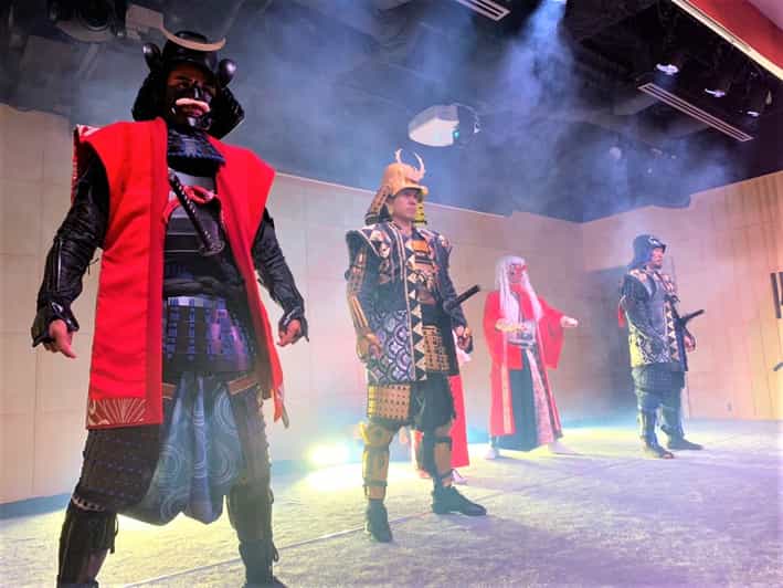Tokio: Samurai Entertainment Night | GetYourGuide