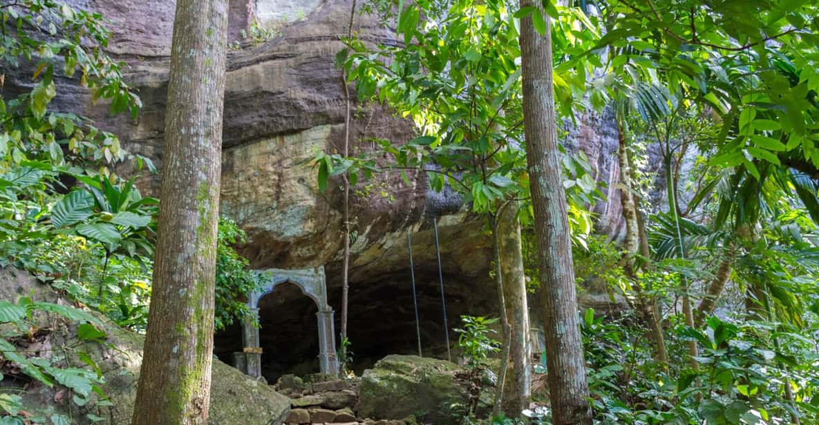 Desde Colombo: Excursión de un día a la Cueva de Belilena | GetYourGuide