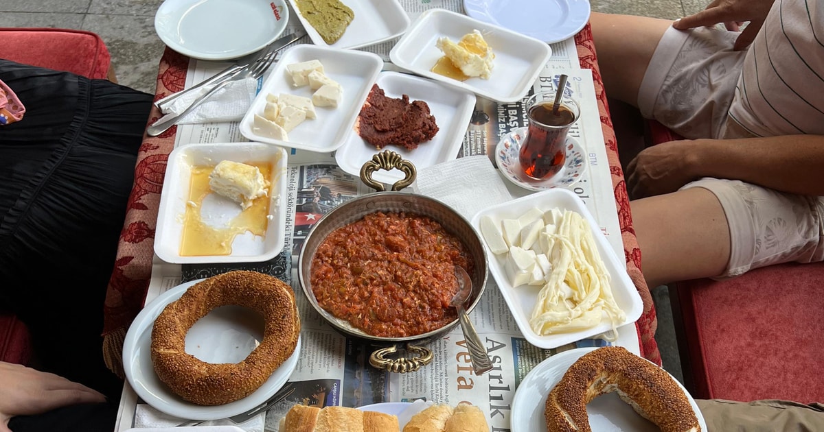 Tur privat cu duba în piețele locale de alimente din partea asiatică ...