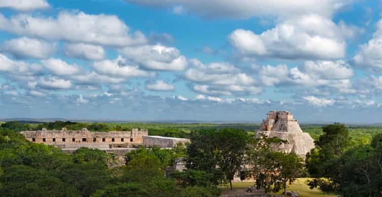 Zona Arqueológica de Uxmal, Uxmal - Reserva de entradas y tours ...