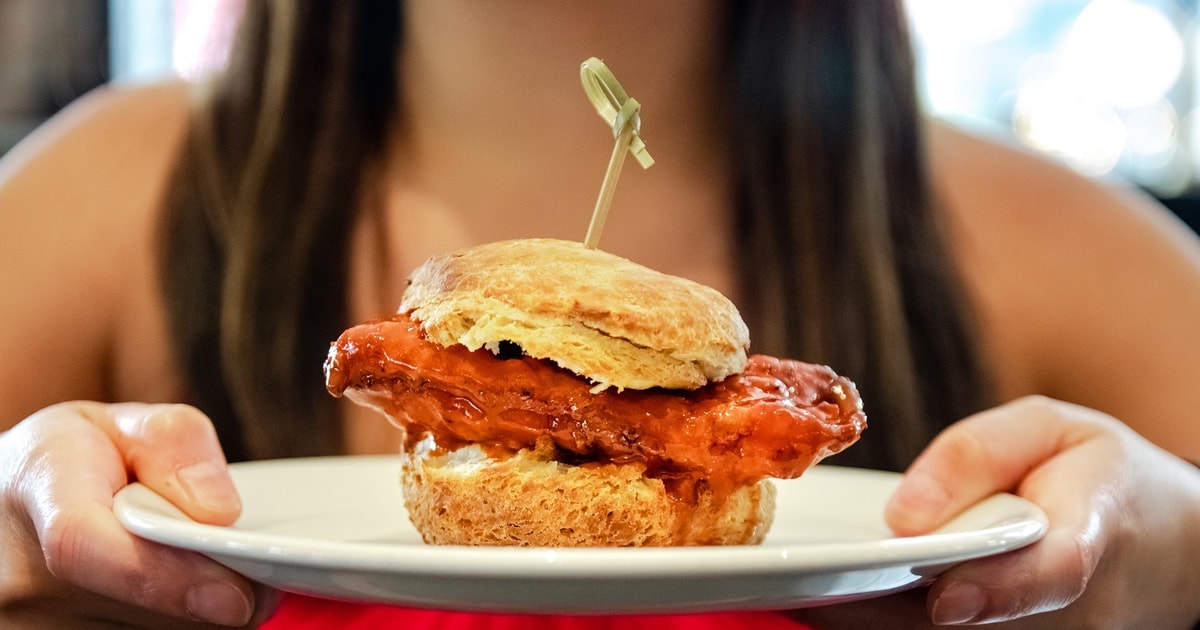 Dallas: Food Tour with 5 Bold Food Tastings in Deep Ellum | GetYourGuide