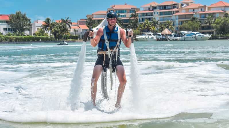 Cancun: Plimbare cu Jetpack | GetYourGuide