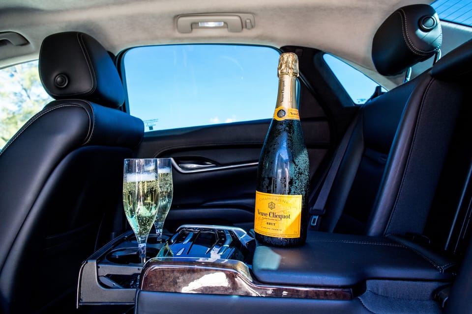 Nassau: One-Way Private Airport to Hotel Transfer Service | GetYourGuide