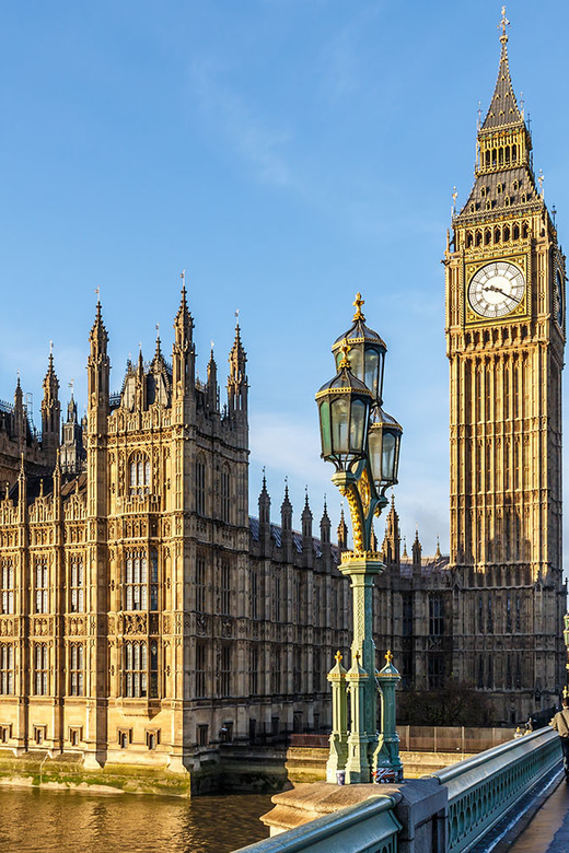 London: Palaces and Parliament Walking Tour | GetYourGuide