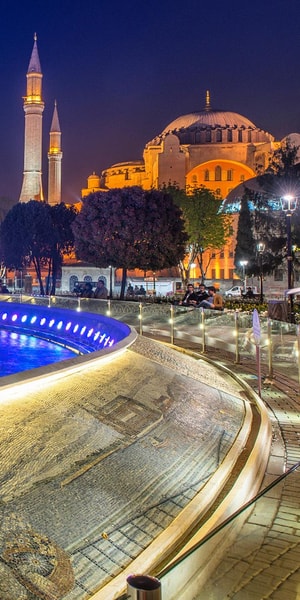 Istanbul: Full-Day Highlights Tour with Guide and Lunch | GetYourGuide