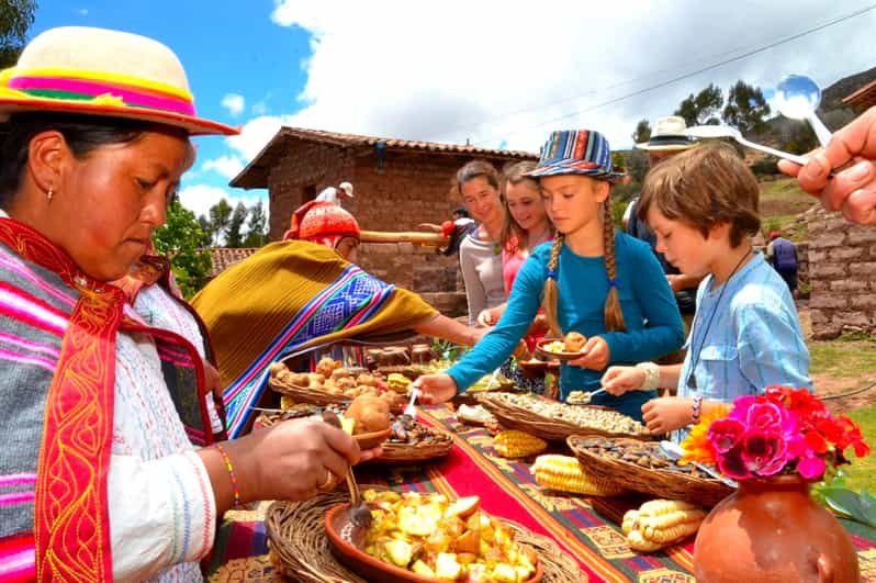 Ab Cusco: 2-tägige Misminay Community Tour mit Übernachtung | GetYourGuide