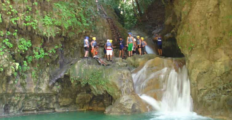 Puerto Plata: Nat en wild waterval avontuur | GetYourGuide