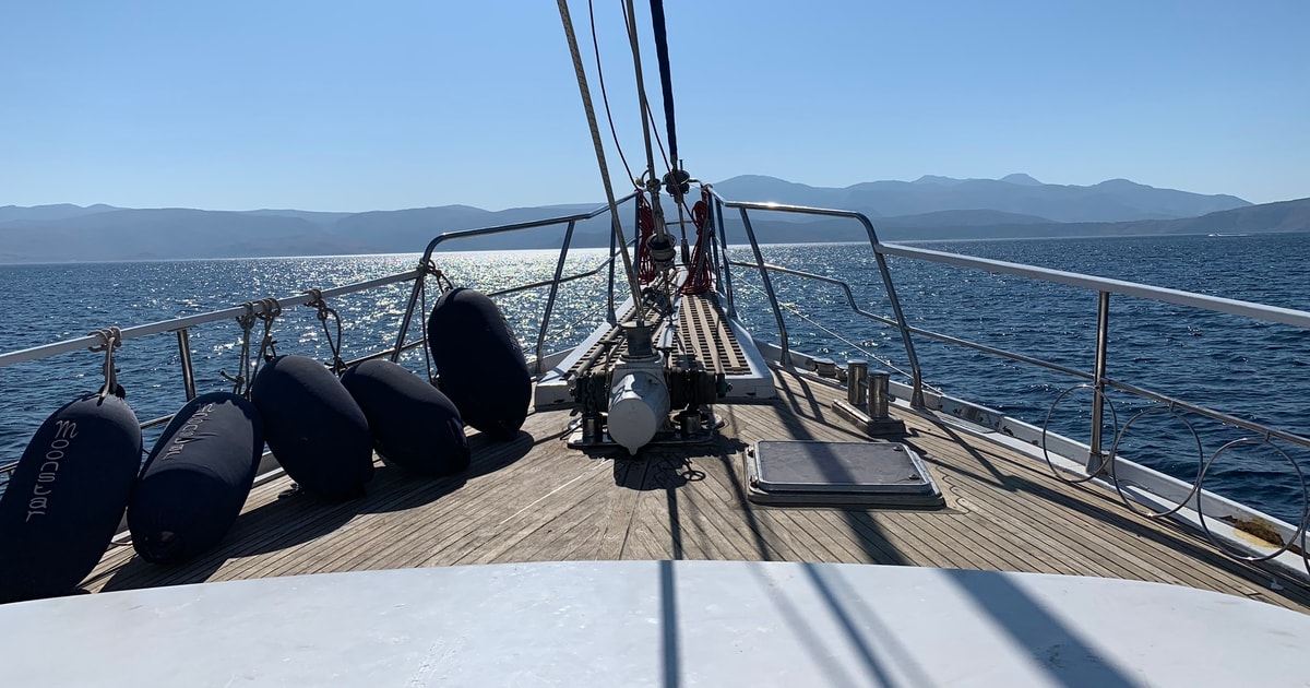 Mykonos: Delos- ja Rhenian saarten risteily grilliruokailulla ...