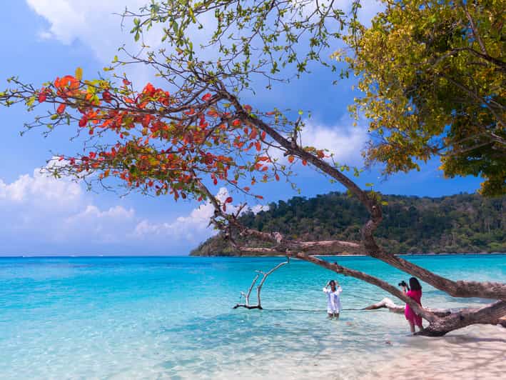 Ko Lanta: Koh Rok and Koh Haa Snorkelling Tour by Speedboat | GetYourGuide