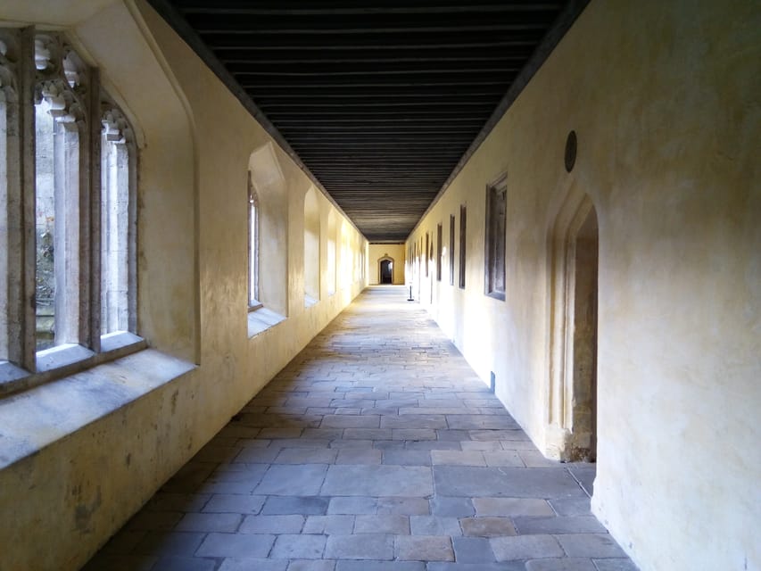 Oxford: C.S. Lewis & J.R.R. Tolkien Guided Walking Tour | GetYourGuide