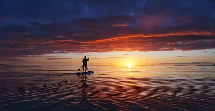 Excursión privada a remo al atardecer en Reikiavik | GetYourGuide
