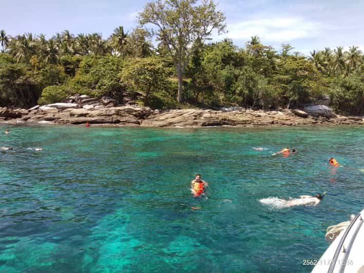 Phuket: Excursión a la Isla del Coral y Paseo Marítimo | GetYourGuide