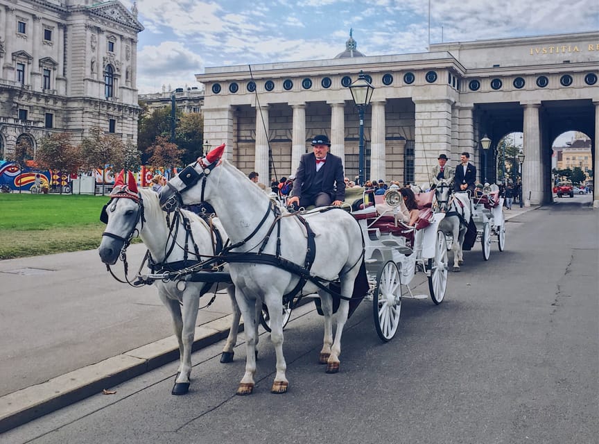 Vienna: 30-Minute Fiaker Ride in the Old Town | GetYourGuide