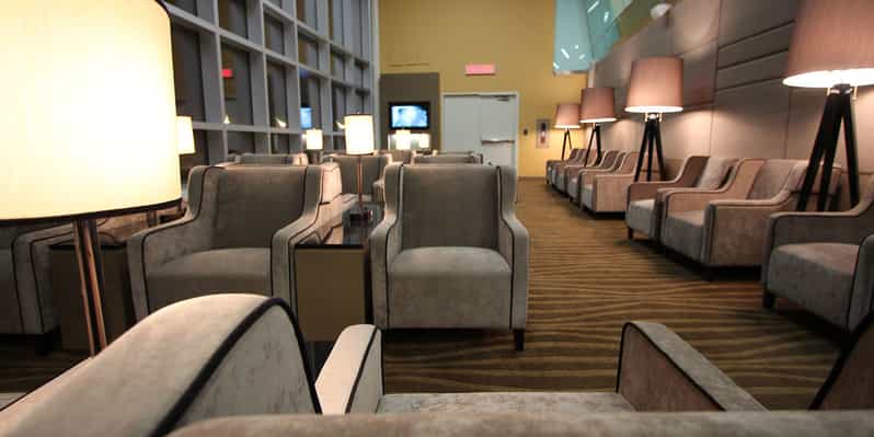 Międzynarodowy port lotniczy Edmonton (YEG): wstęp do poczekalni ...