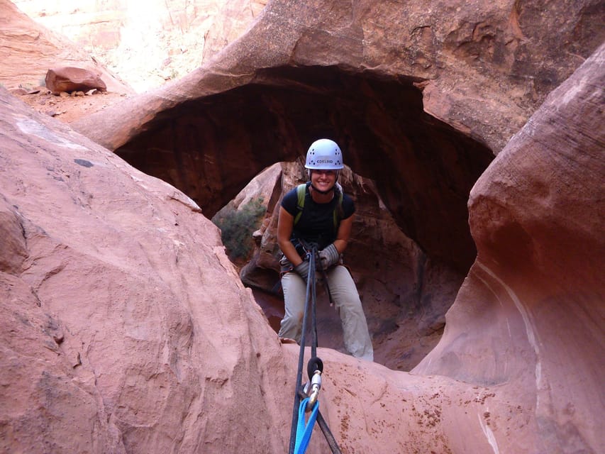 Aus Moab: Rock of Ages Moderater Abseil-Hindernisparcours | GetYourGuide