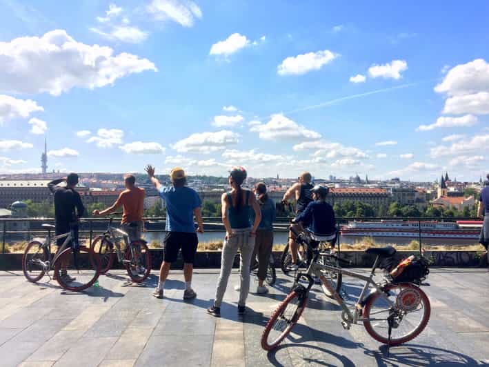 Prag: Atemberaubende Aussichtspunkte, Burg, Stadt & Park Fahrradtour ...