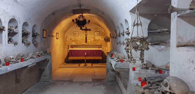 The dark side of Rome: St Sebastiano and Callisto Catacombs | GetYourGuide