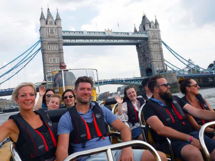 London: Canary Wharf Speedboat Tour | GetYourGuide