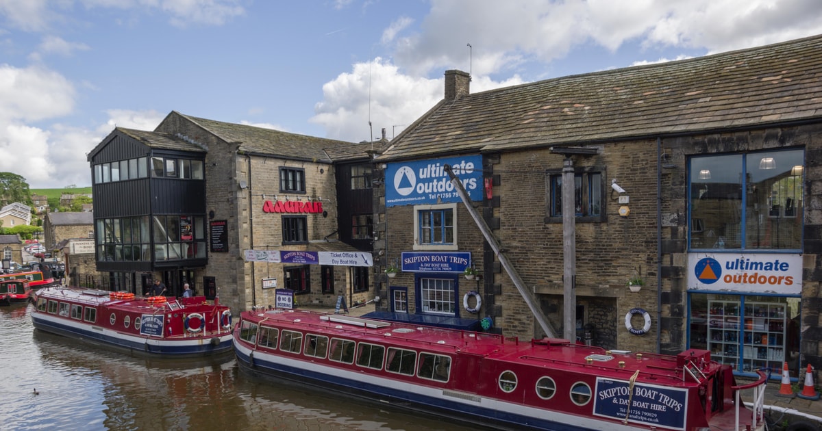 Skipton: 1-Hour Canal Cruise | GetYourGuide