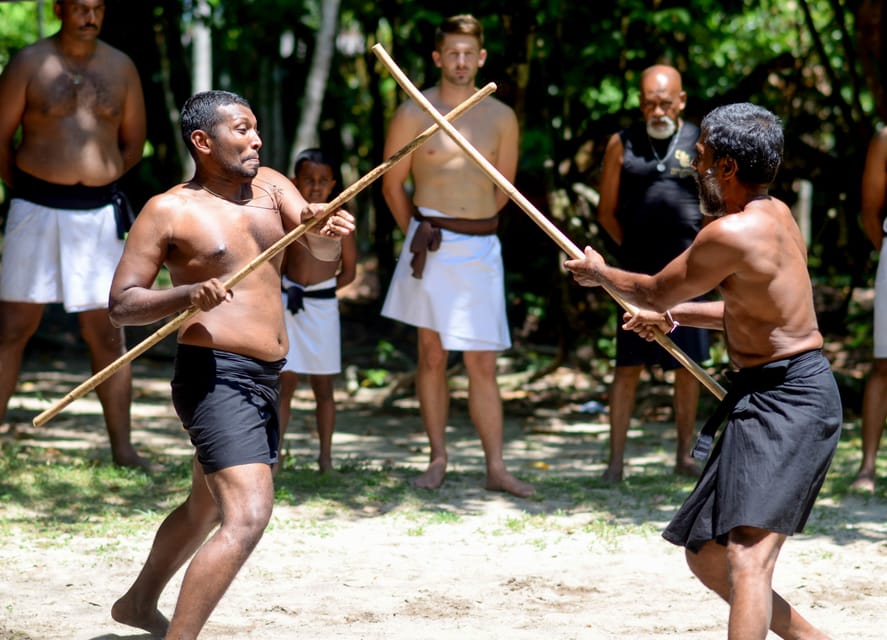 Colombo: Angampora Martial Arts Show Private Halbtagestour | GetYourGuide