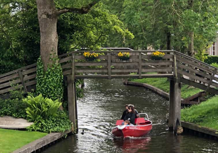 Amsterdam: Keukenhof en Giethoorn | GetYourGuide
