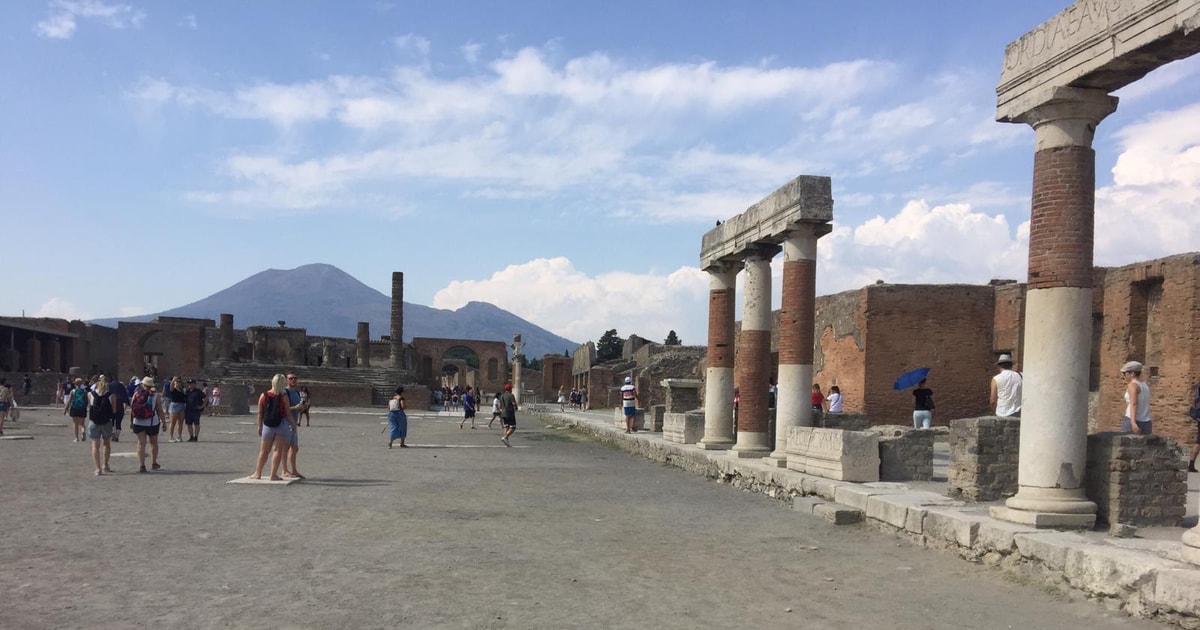Pompeya: Traslado desde Roma | GetYourGuide