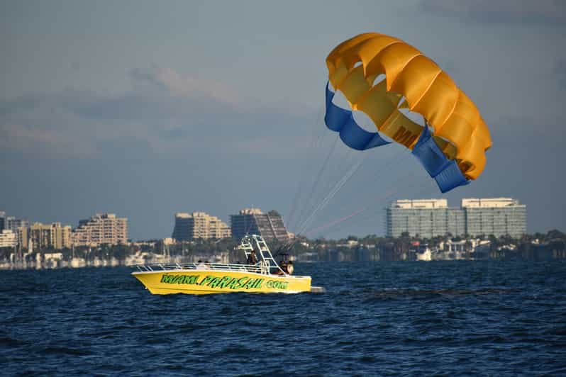Miami: Parasailing Experience in Biscayne Bay | GetYourGuide