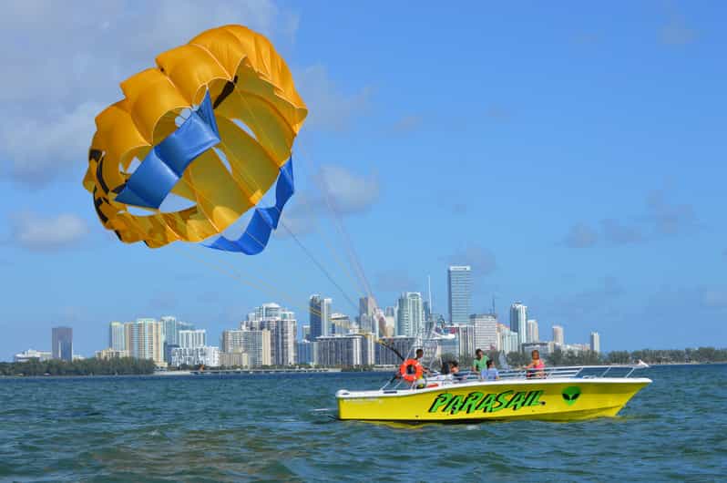 Miami: Parasailing Experience in Biscayne Bay | GetYourGuide