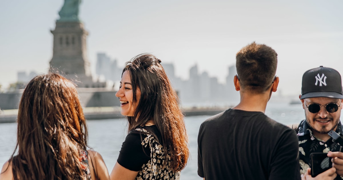New York City: Tur ghidat la Statuia Libertății și Ellis Island ...