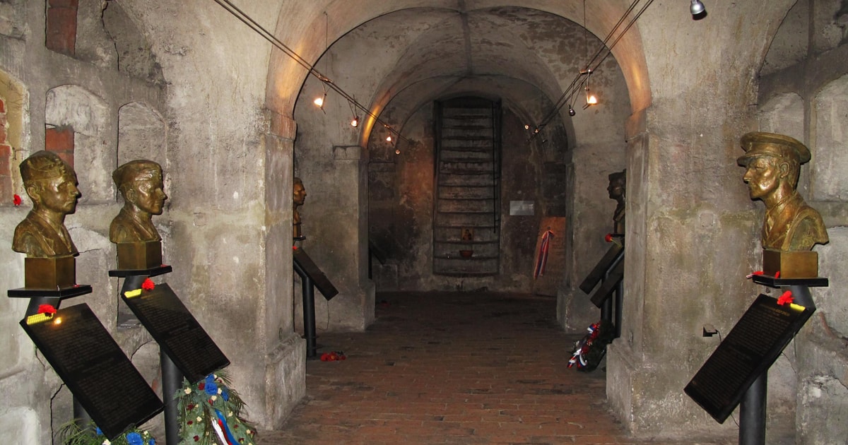 Praga: Excursión guiada Operación Antropoide con Lidice | GetYourGuide